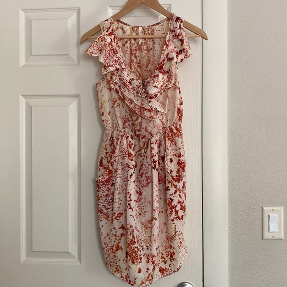 Willow & Clay | Dresses | Willow Clay Vneck Ruffled Neckline Midi Dress ...